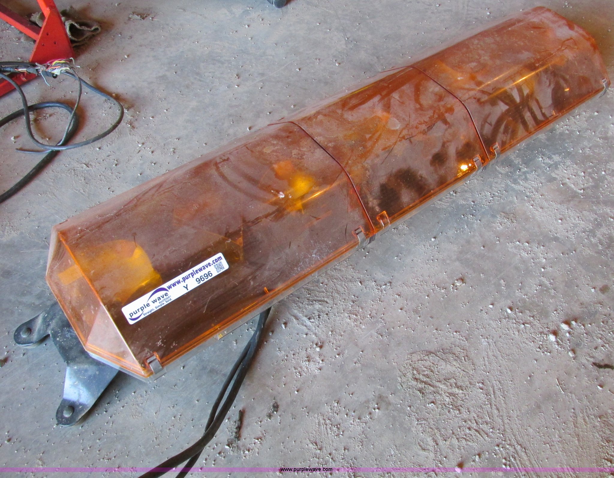 Code 3 MX7000 48" strobe light bar in Odessa, MO | Item Y9696 sold ...