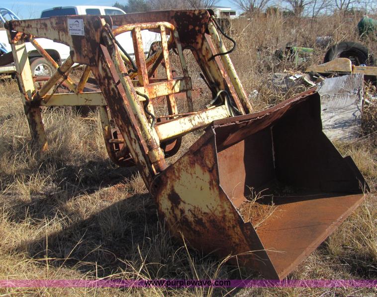Ford front end loader in Ringling, OK | Item E7528 sold | Purple Wave