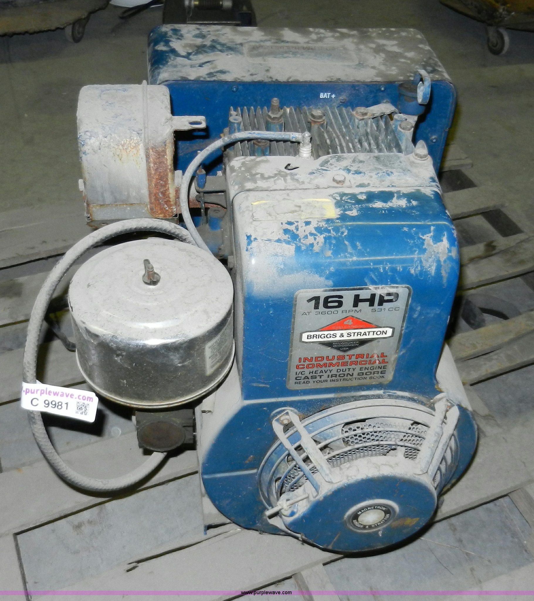 Winco generator in Ottawa, KS | Item C9981 sold | Purple Wave