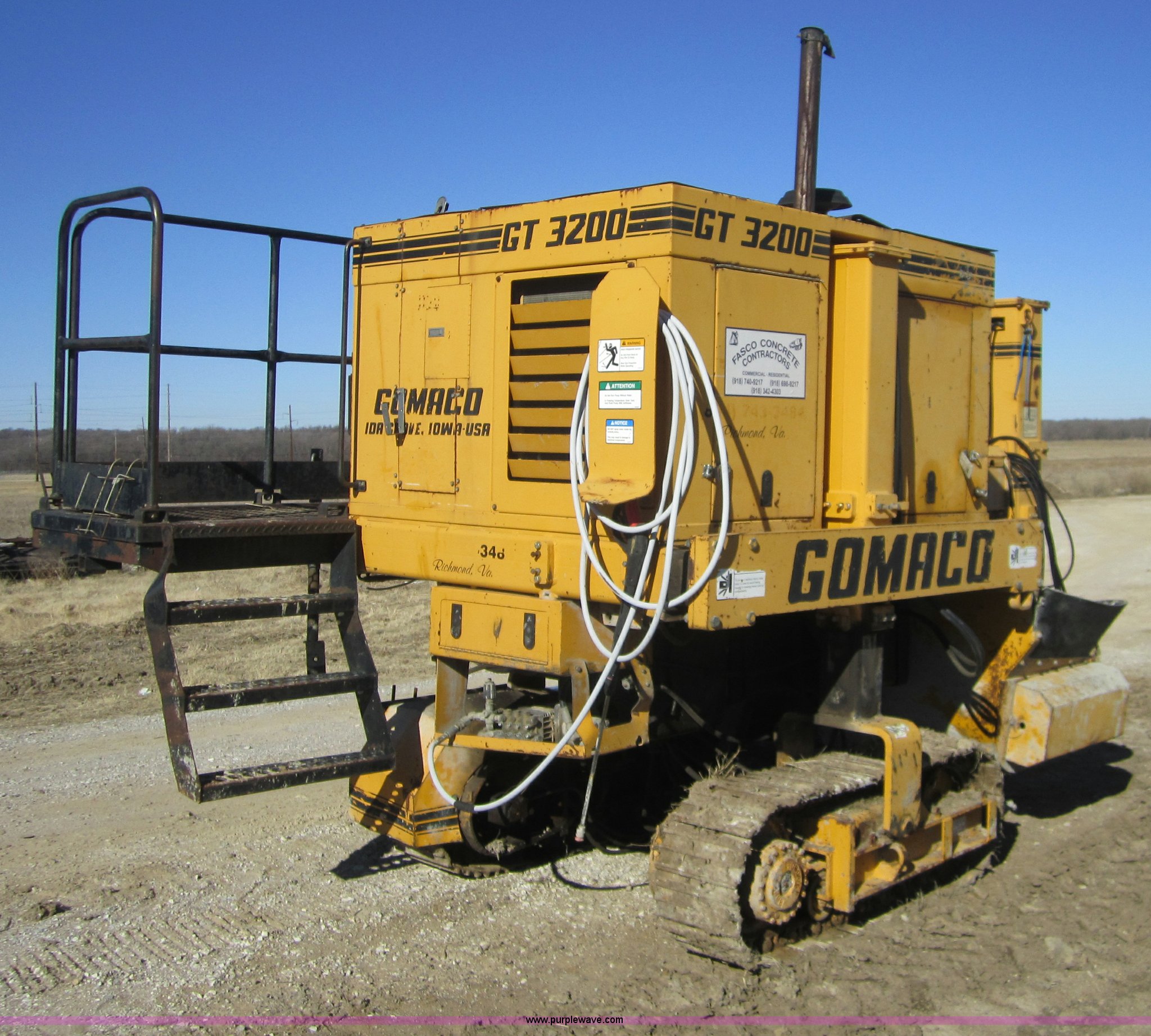 Gomaco GT3200 curb and gutter machine in Claremore, OK | Item F6560 ...