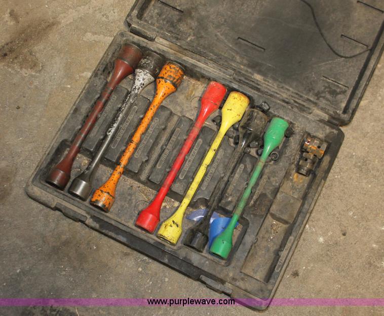 AccuTorq Pro-Cut eight piece torque socket set in Junction City, KS ...