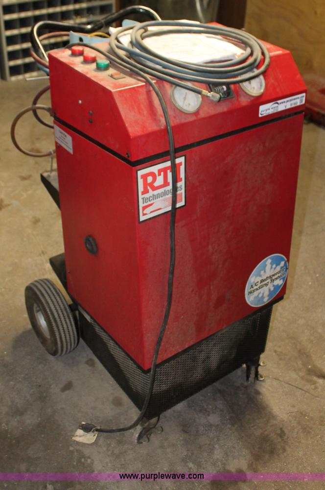 RT1 RRC770 A/C refrigerant handling system in Junction City, KS | Item ...