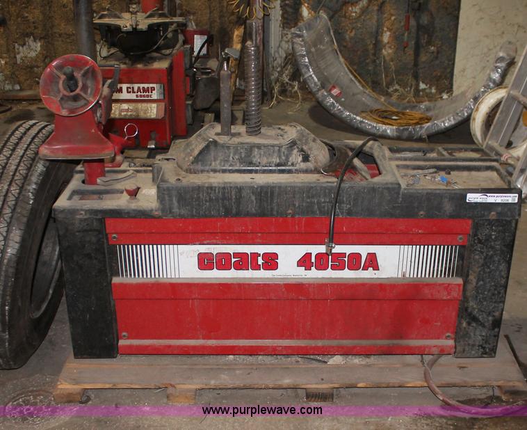 Coats 4050A tire machine in Junction City, KS | Item V9206 sold ...