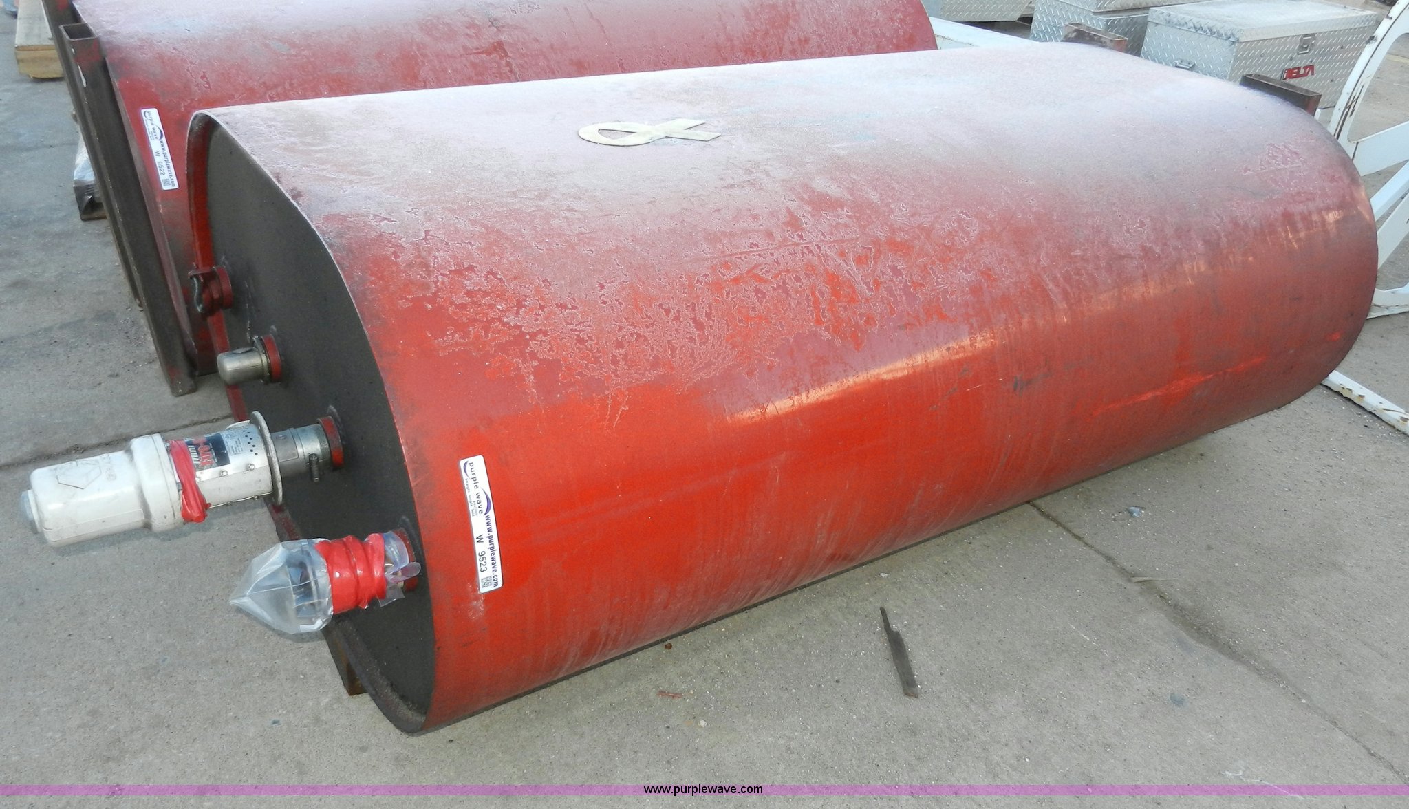 Oil reserve tank with hose reel and dispenser in Topeka, KS | Item ...