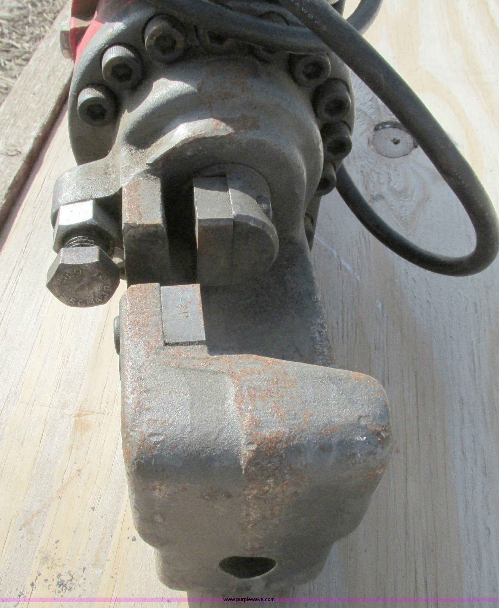 Electro-hydraulic rebar cutter in Sibley, MO | Item Y9645 sold | Purple ...