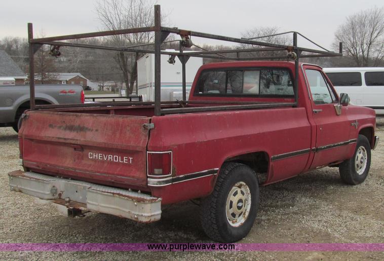 1987 Chevrolet R20 Scottsdale pickup truck in Jefferson City, MO | Item ...
