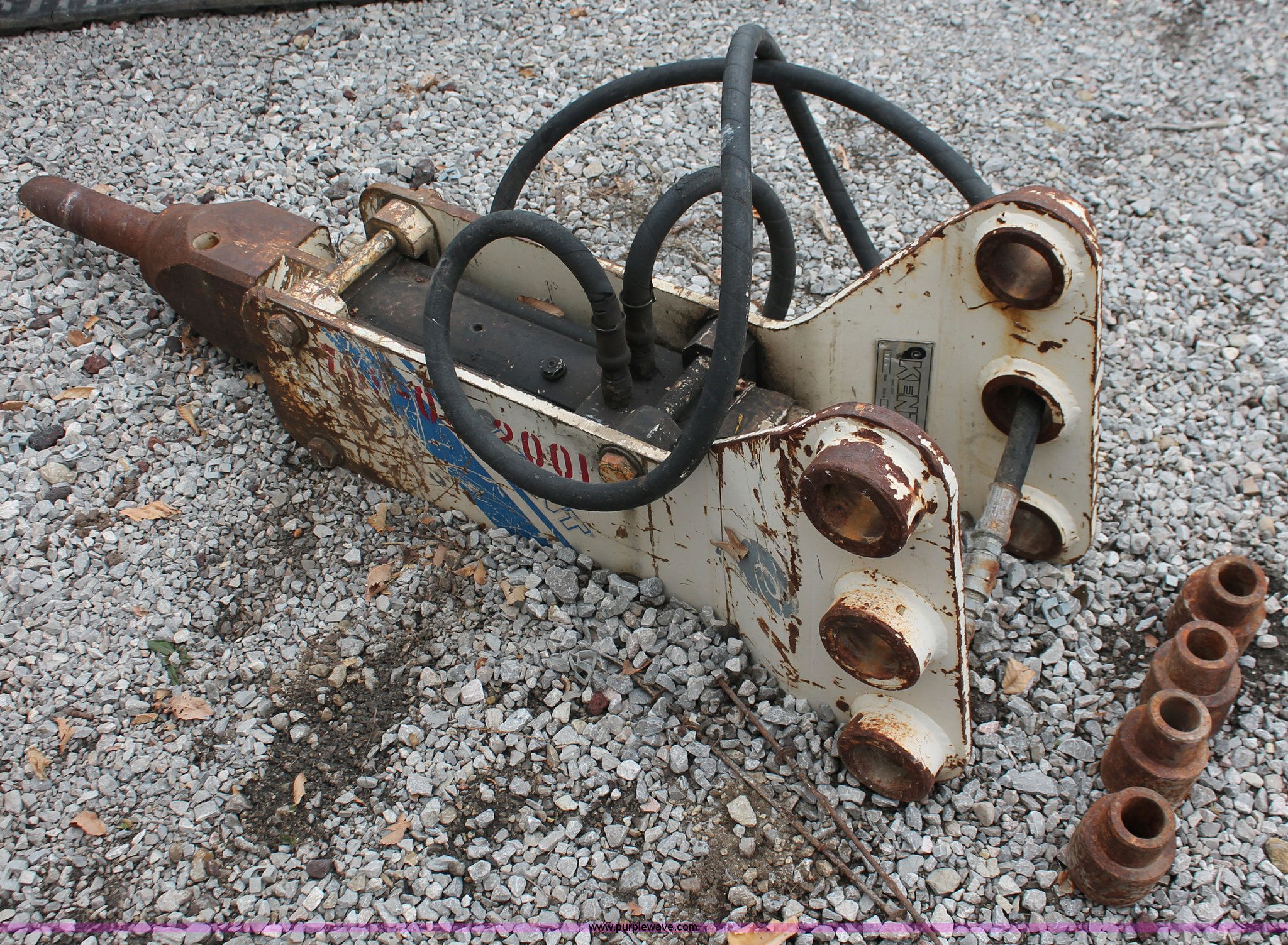 Kent KF5 hydraulic hammer in Wichita, KS | Item E3048 sold | Purple Wave