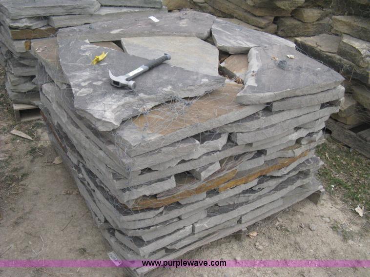 Oklahoma blue flagstone in Wichita, KS | Item AG9715 sold | Purple Wave