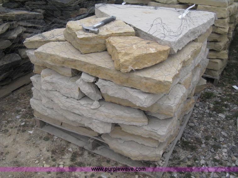 Buff garden wall stone, weight unknown in Wichita, KS | Item AK9087 ...