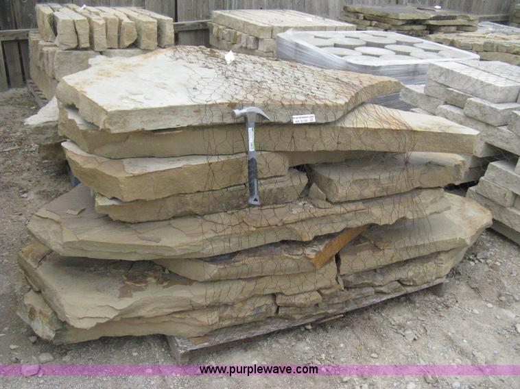 Oklahoma tan large slabs in Wichita, KS | Item AK9106 sold | Purple Wave