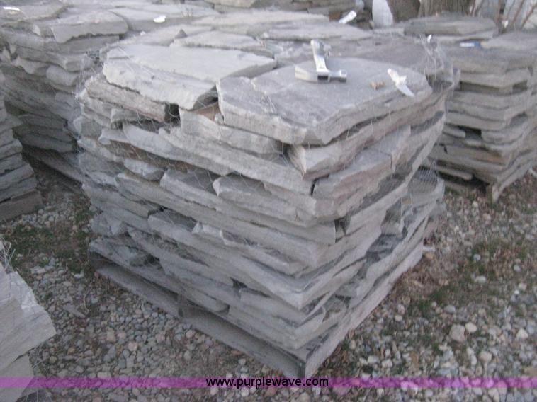 Oklahoma blue flagstone in Wichita, KS | Item Y9782 sold | Purple Wave