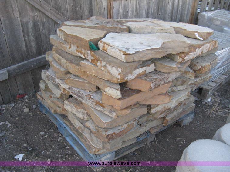 Rustic Arkansas light gray flagstone. Unknown weight. in Wichita, KS ...