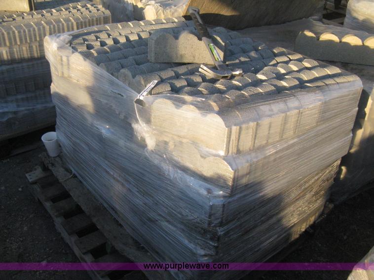 Curved scallop gray edging/tree ring in Wichita, KS | Item Z9783 sold ...