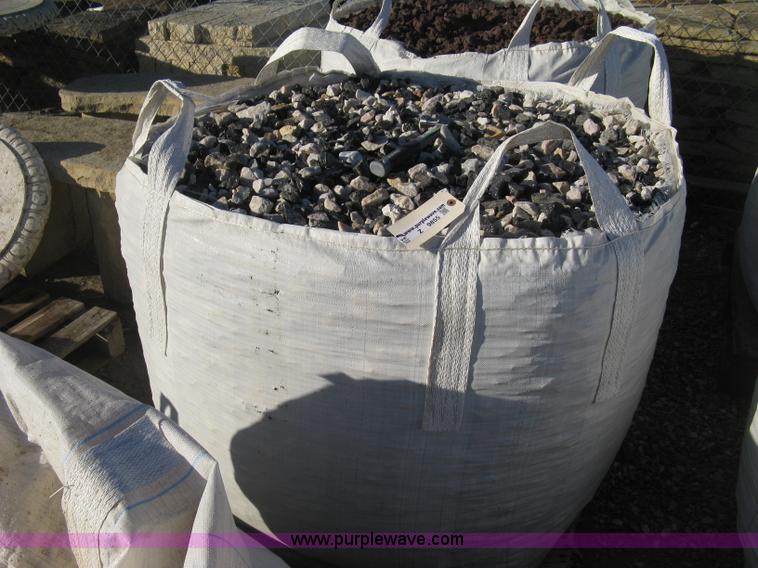 Colorado white quartz/black obsidian mix in Wichita, KS | Item Z9855 ...