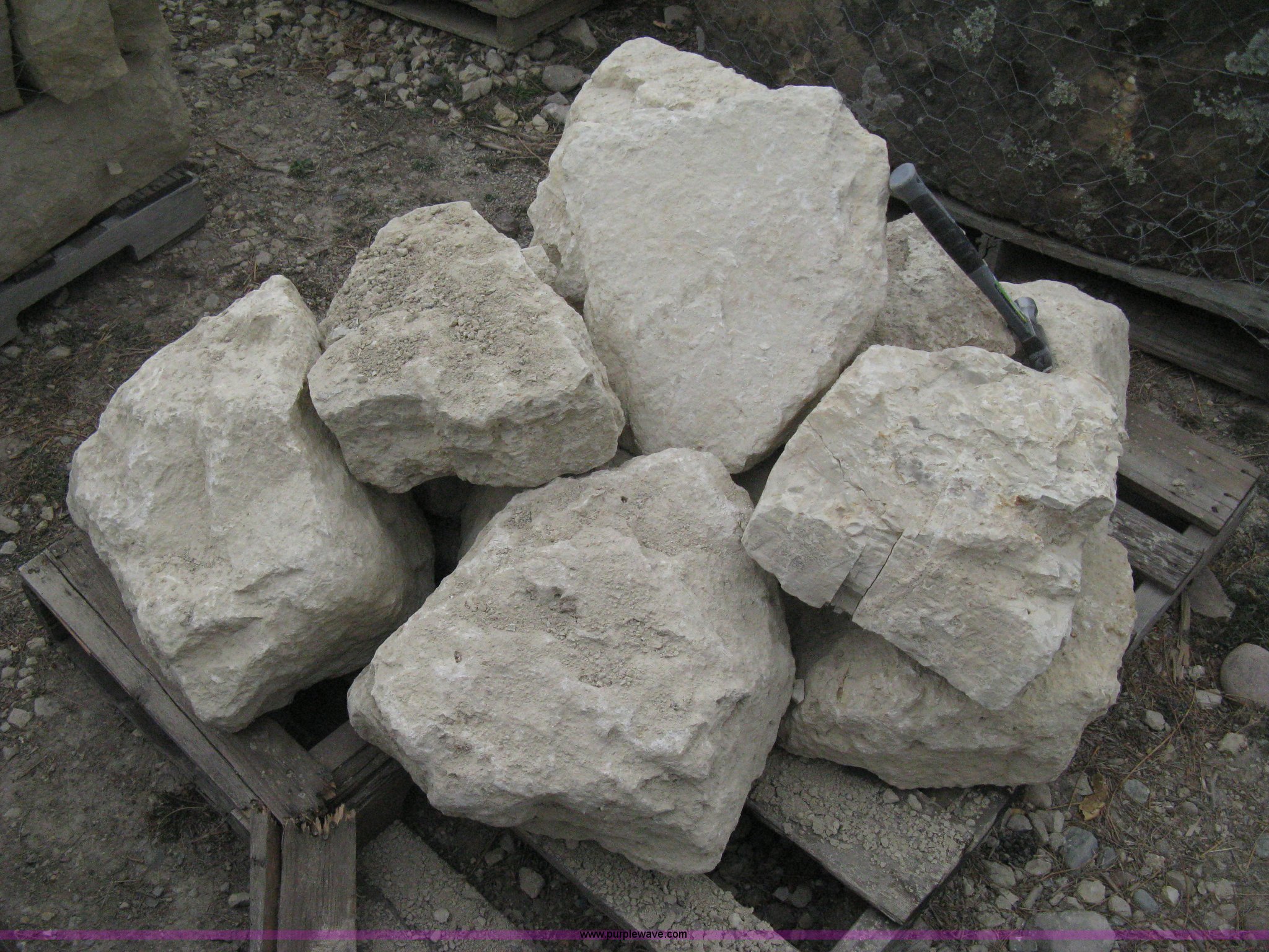 Limestone boulders on 2 pallets in Wichita, KS | Item AG9729 sold ...