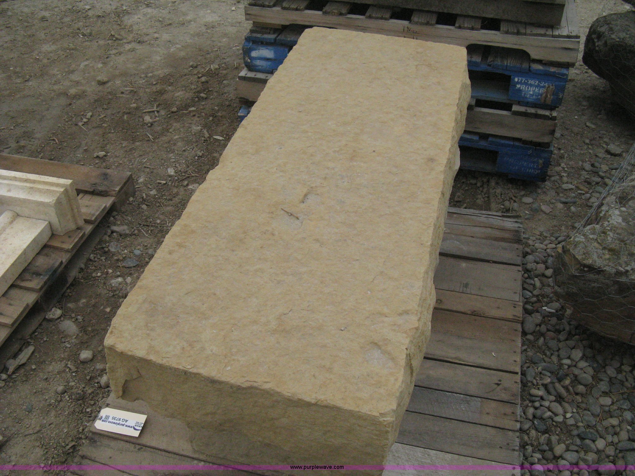 4 foot buff stone bench in Wichita, KS | Item AG9735 sold | Purple Wave