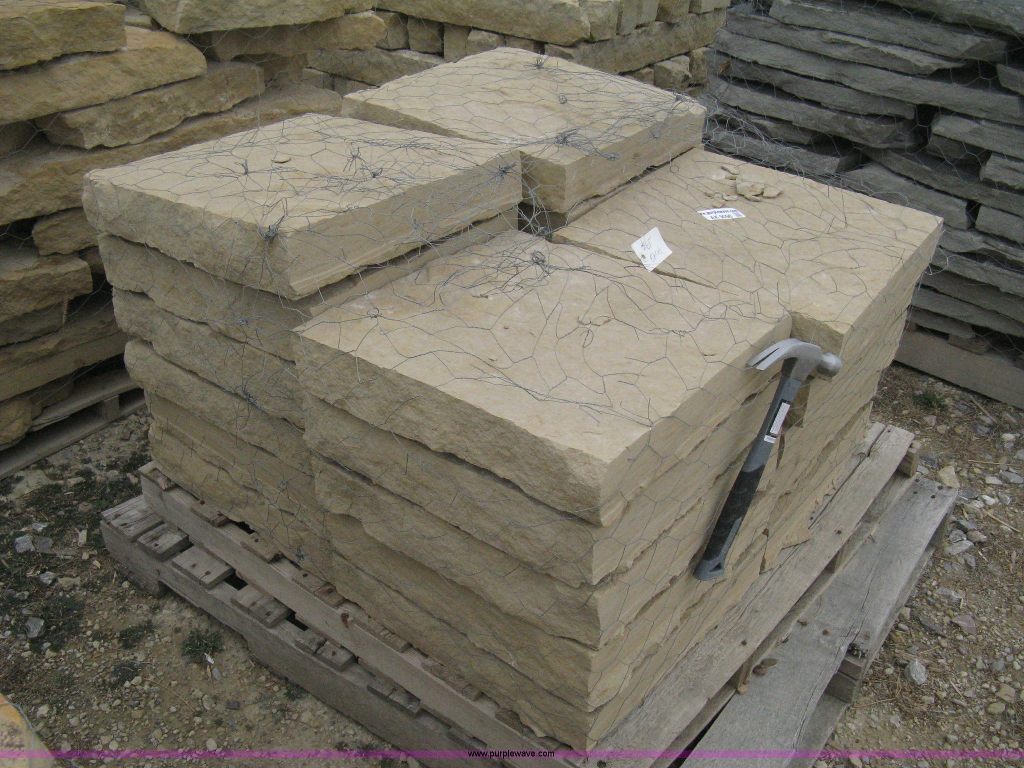 18" X 18" buff stone caps in Wichita, KS | Item AK9096 sold | Purple Wave