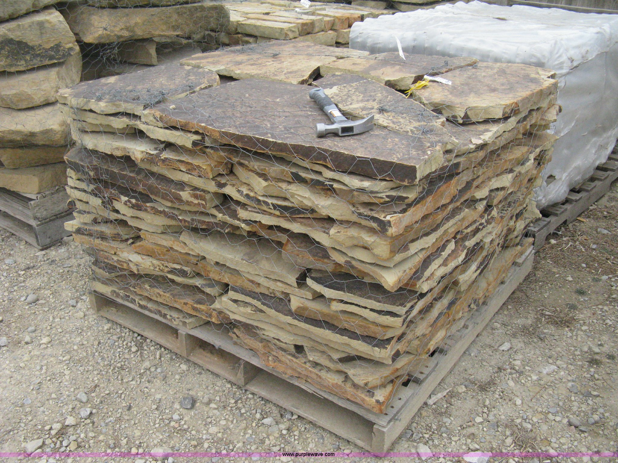 Ark-Okla flagstone in Wichita, KS | Item AK9101 sold | Purple Wave