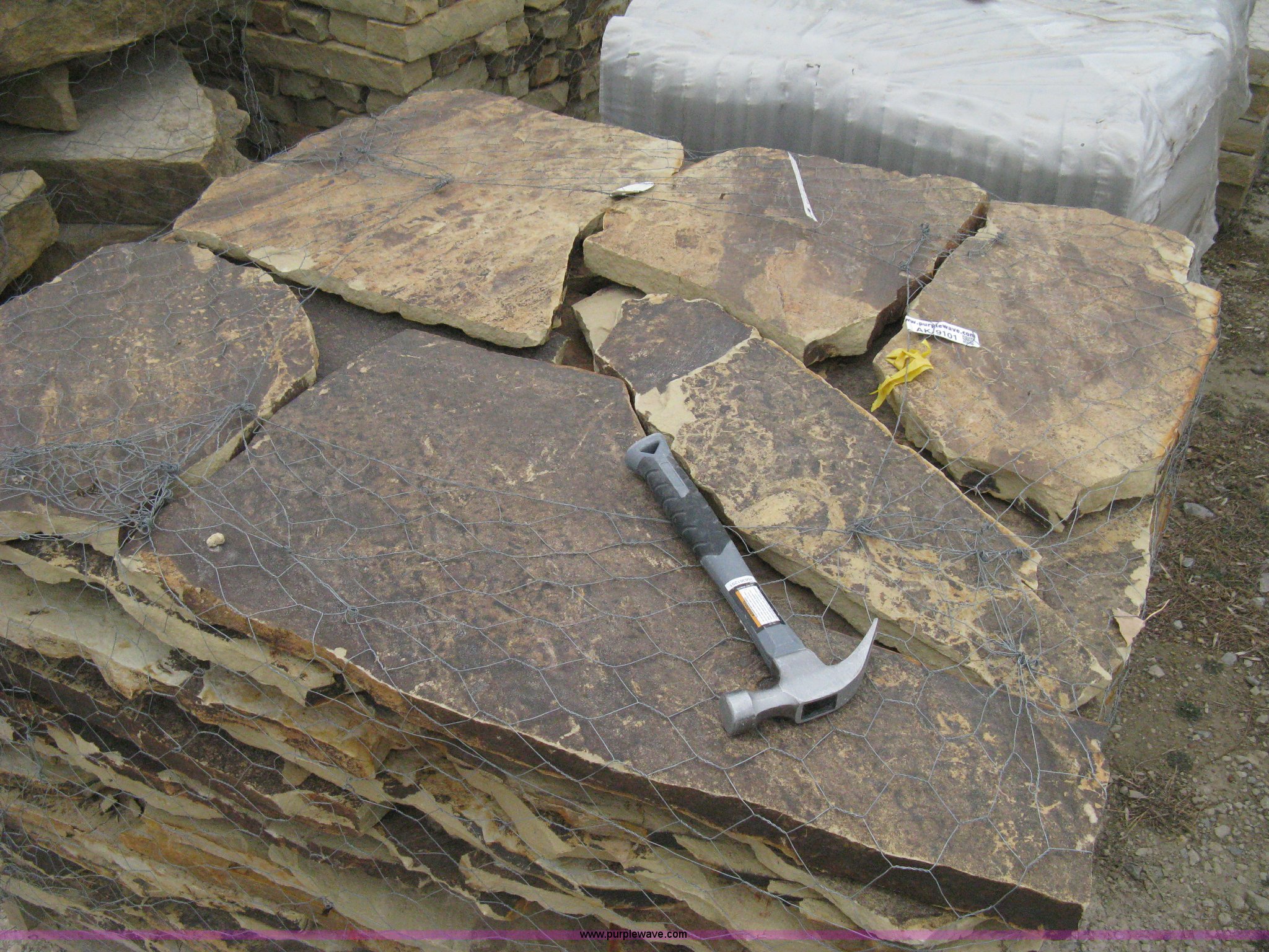 Ark-Okla flagstone in Wichita, KS | Item AK9101 sold | Purple Wave