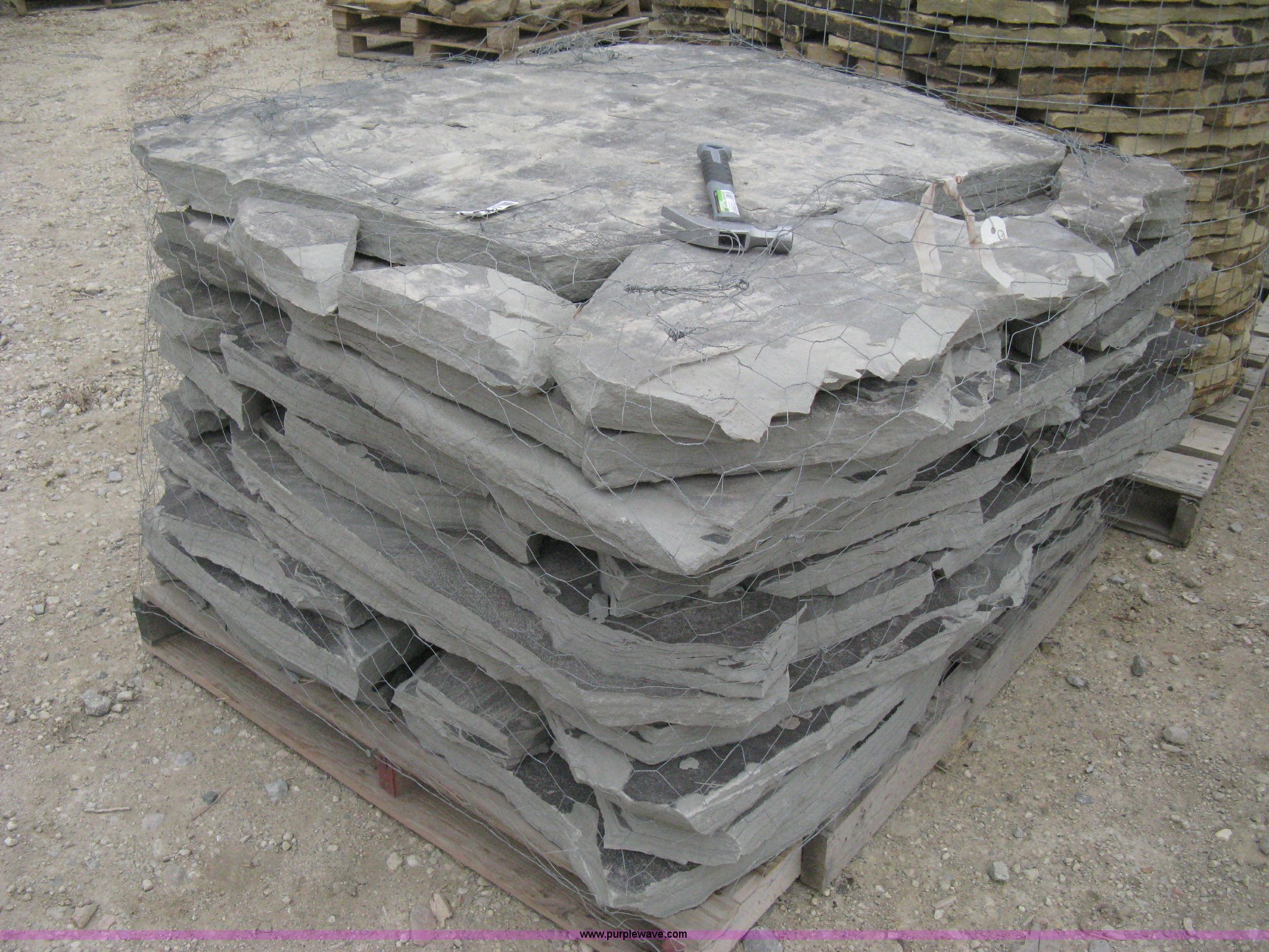 Oklahoma blue flagstone in Wichita, KS | Item AK9221 sold | Purple Wave
