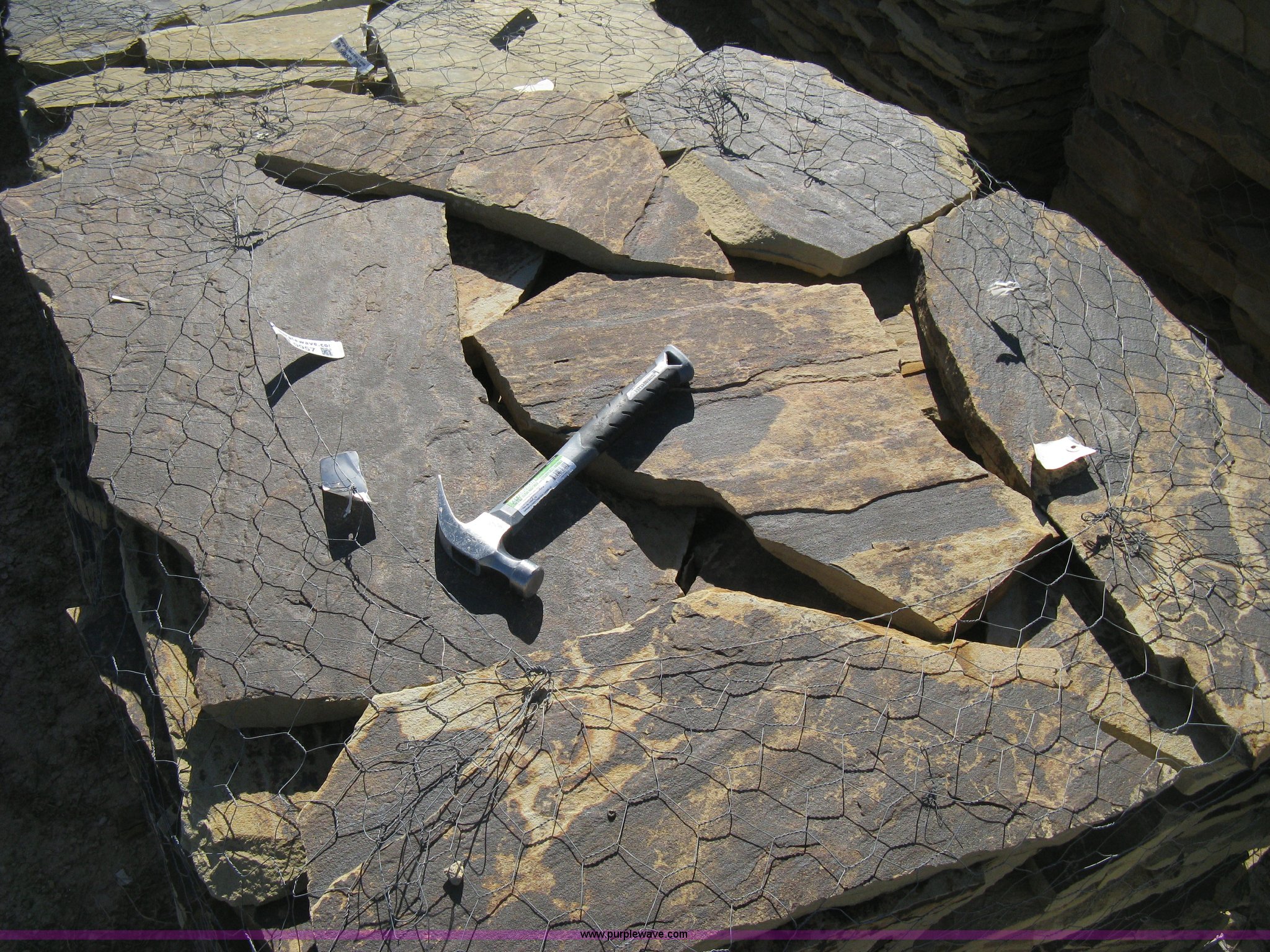 1" plus Ark-Okla flagstone in Wichita, KS | Item R9957 sold | Purple Wave