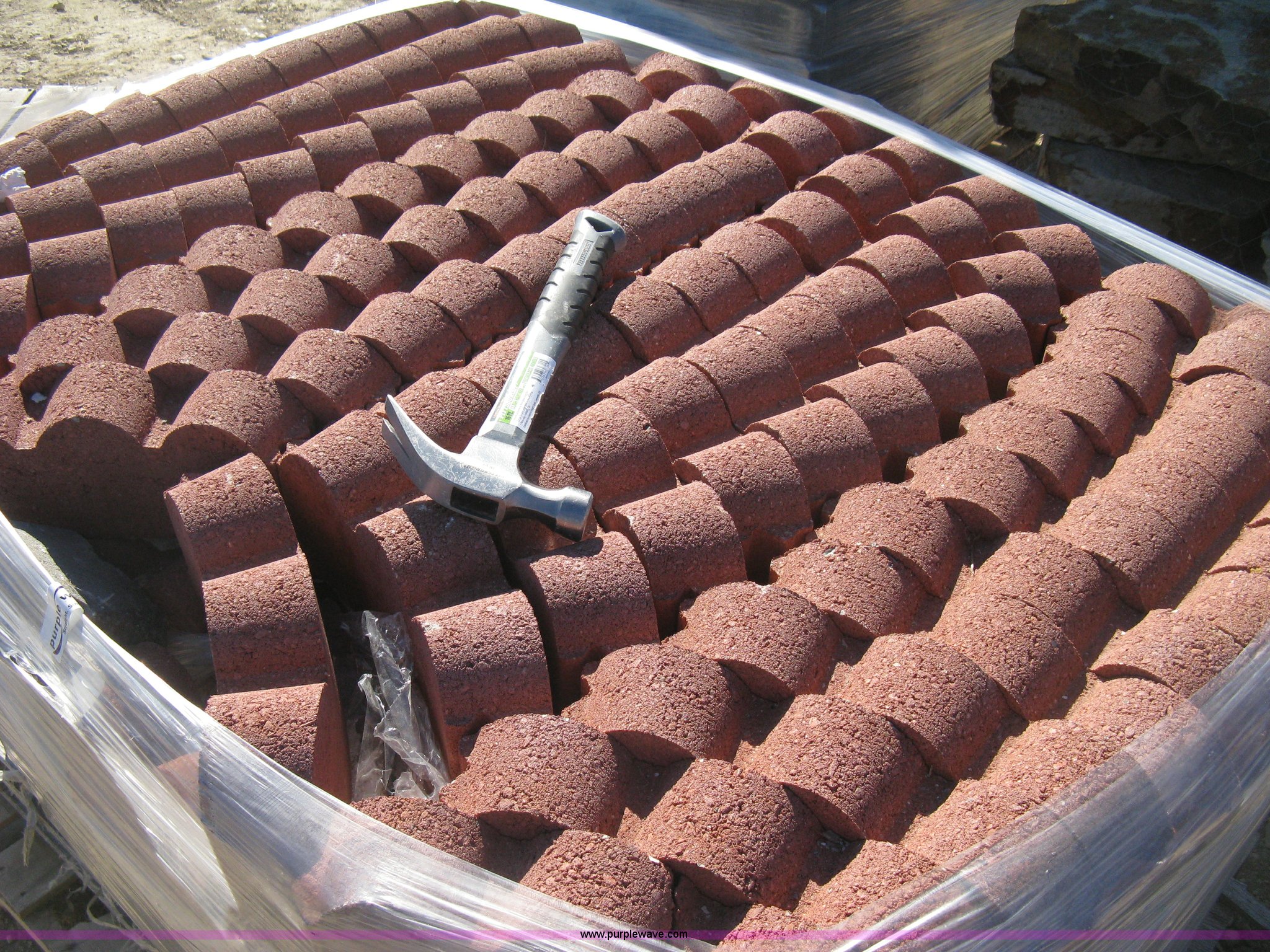 Approx. 280 pieces of curved red scallop edging. in Wichita, KS | Item ...