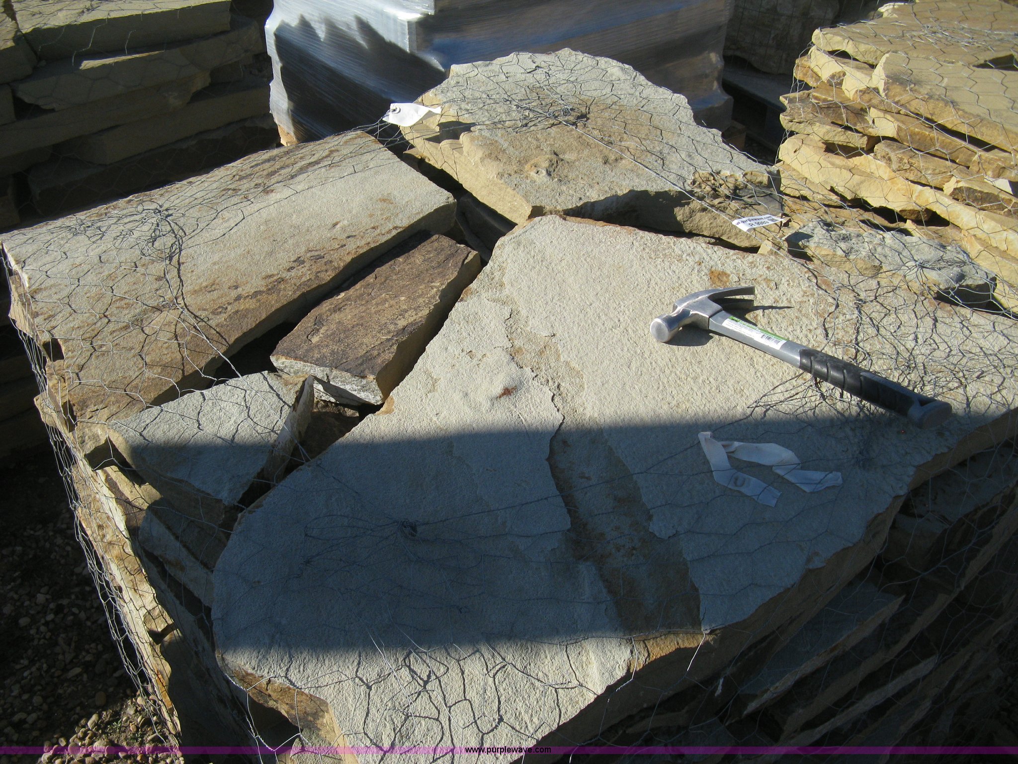 2" Ark-Okla flagstone in Wichita, KS | Item R9989 sold | Purple Wave