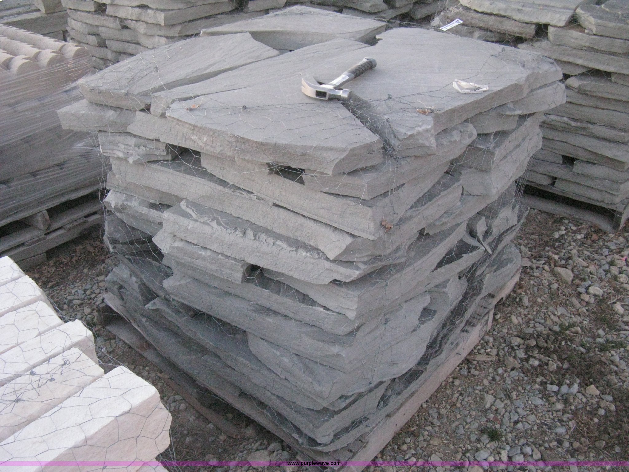 Oklahoma blue flagstone in Wichita, KS | Item Y9781 sold | Purple Wave