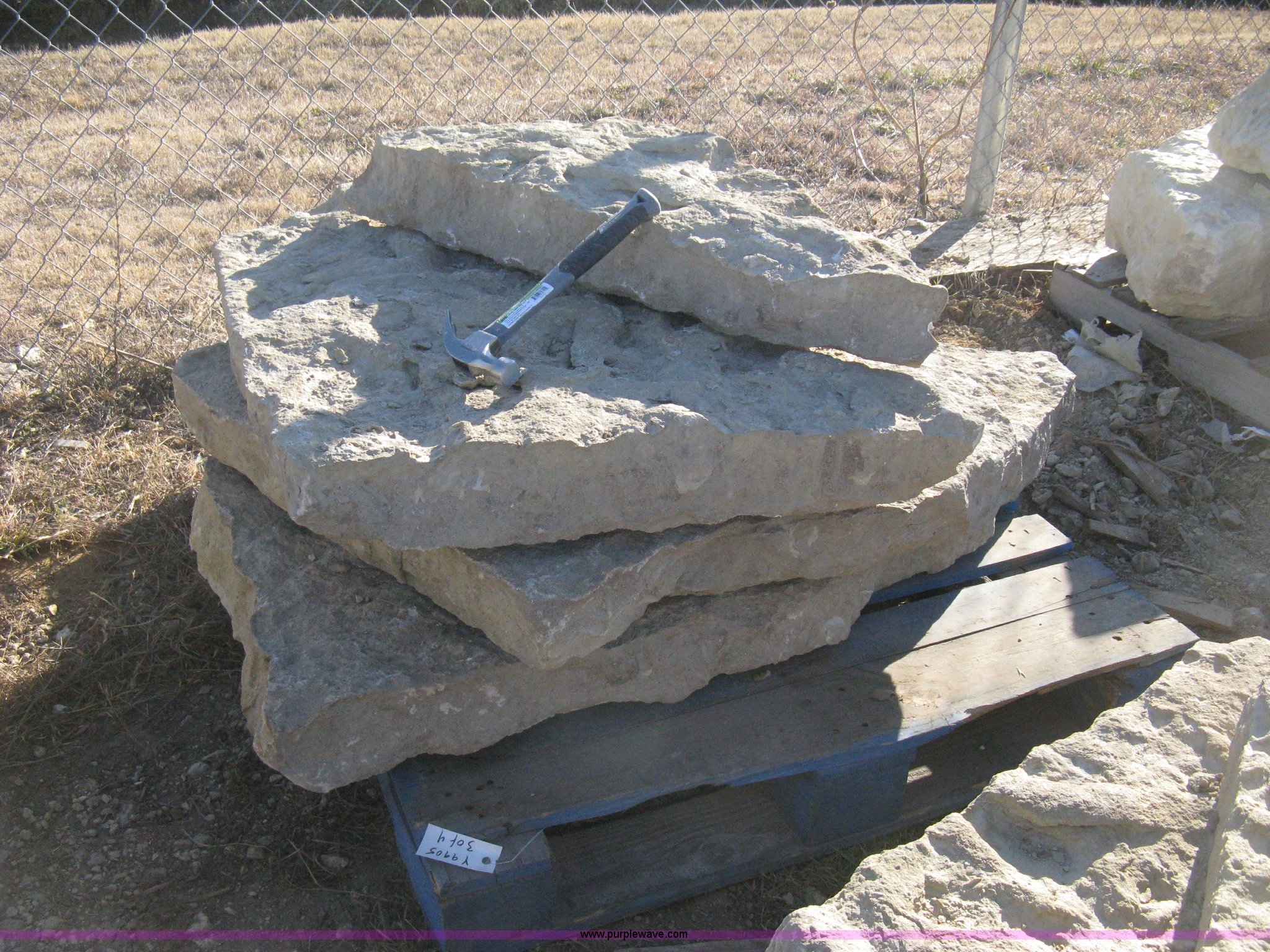 14 large slabs/steps of Kansas Flint Hills limestone on 4 pallet in ...