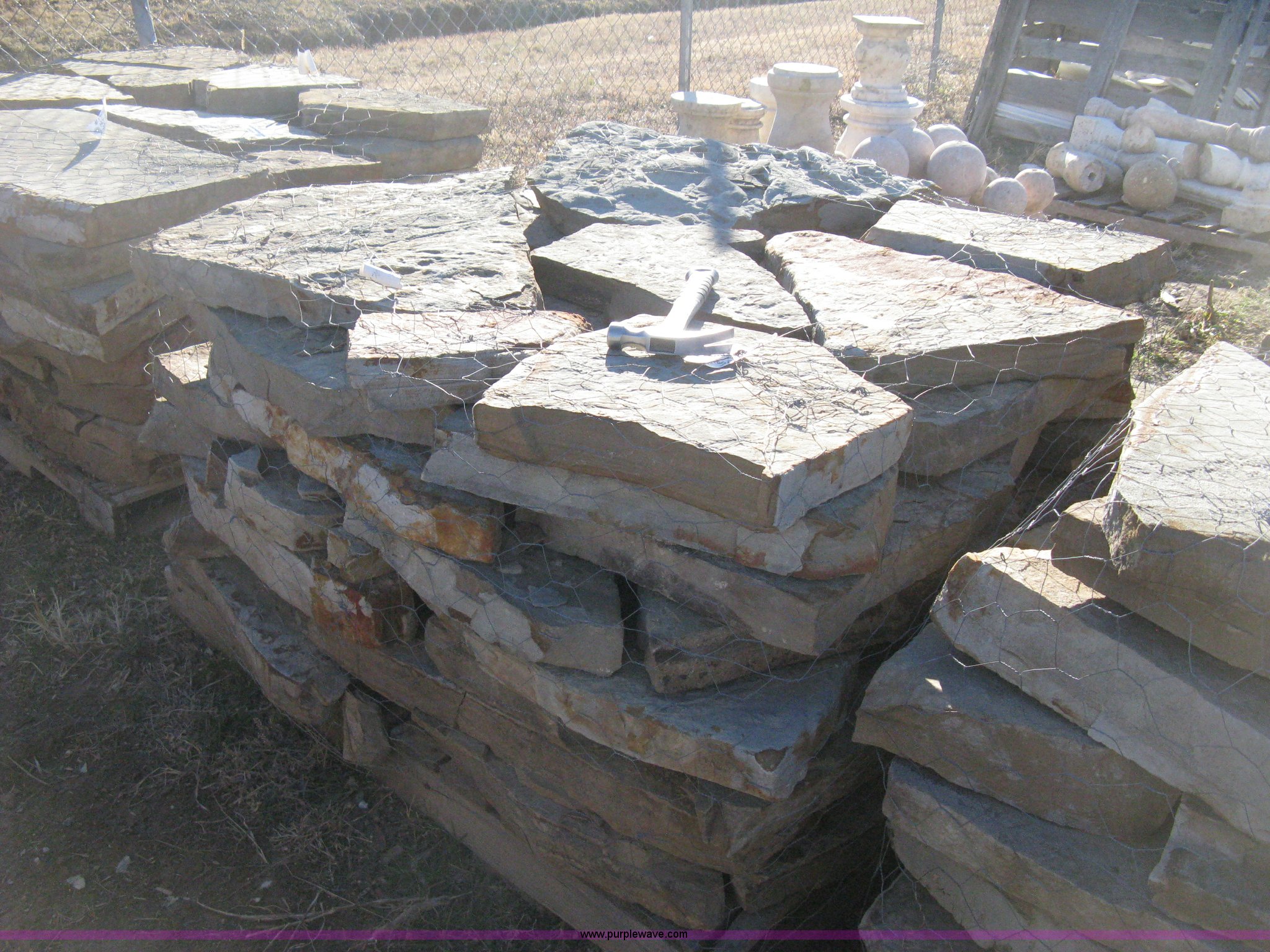 Arkansas rustic light gray flagstone pallet in Wichita, KS | Item Y9910 ...