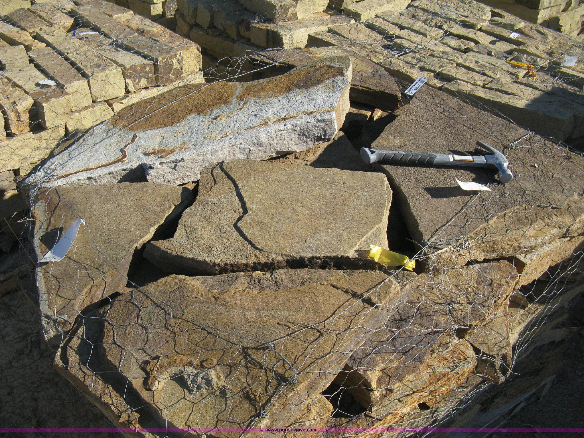 Cafe flagstone pallet in Wichita, KS | Item Y9937 sold | Purple Wave