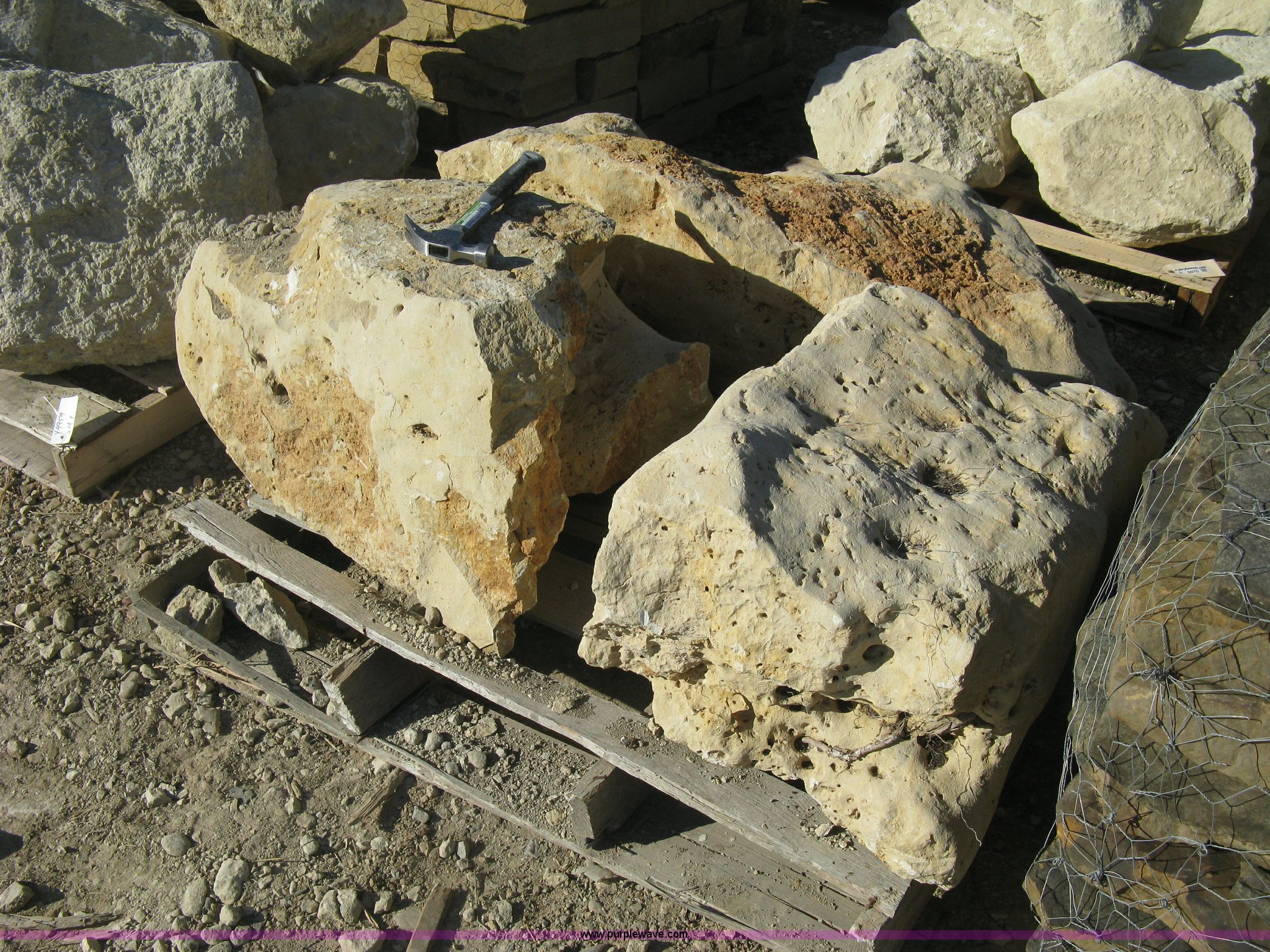 14 limestone boulders on 3 pallets in Wichita, KS | Item Y9959 sold ...