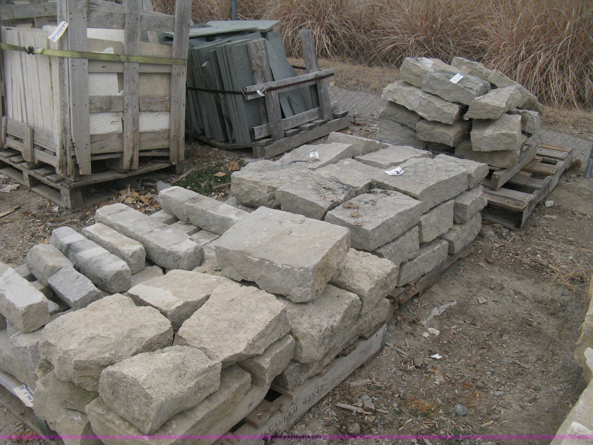 Miscellaneous Flint Hills gray limestone on 3 pallets in Wichita, KS ...