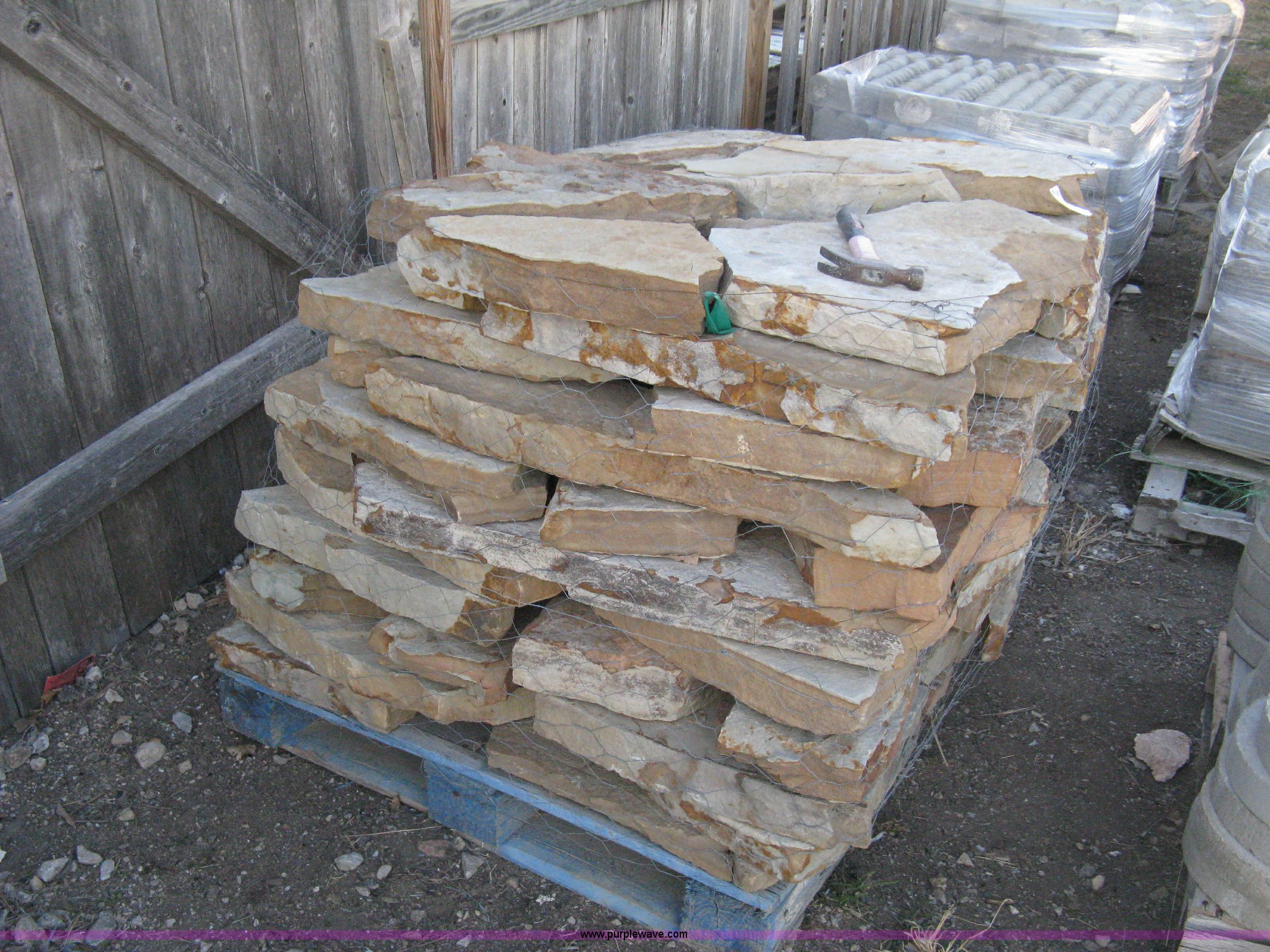 Rustic Arkansas light gray flagstone. Unknown weight. in Wichita, KS ...