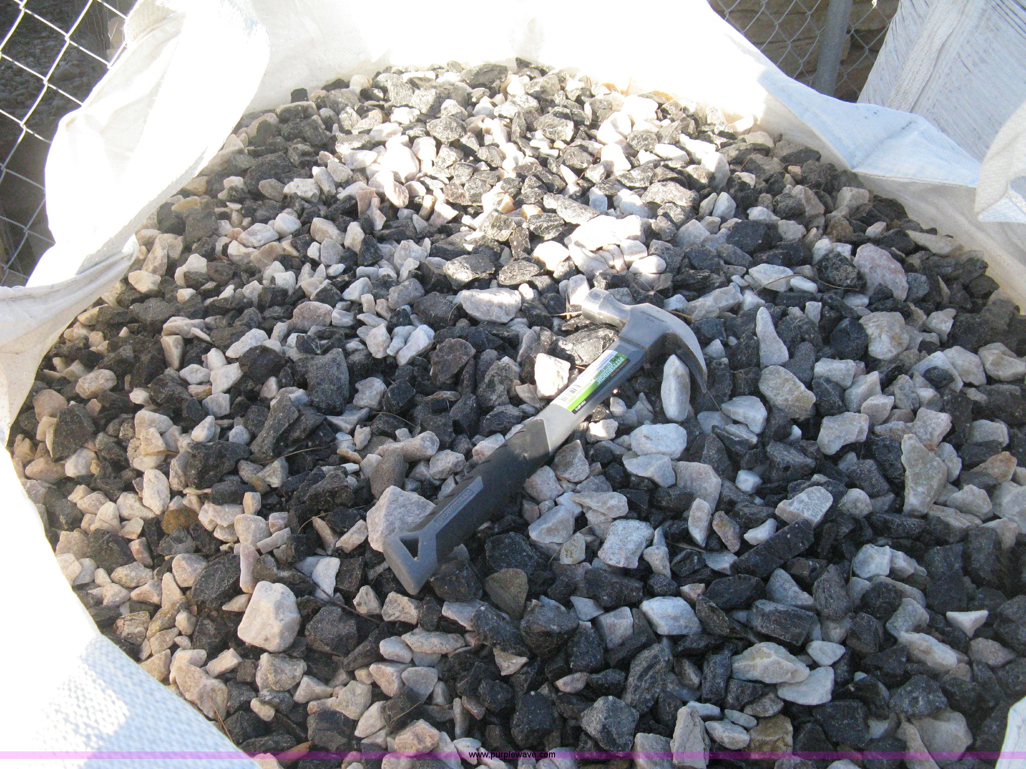 Colorado white quartz/black obsidian mix in Wichita, KS | Item Z9857 ...
