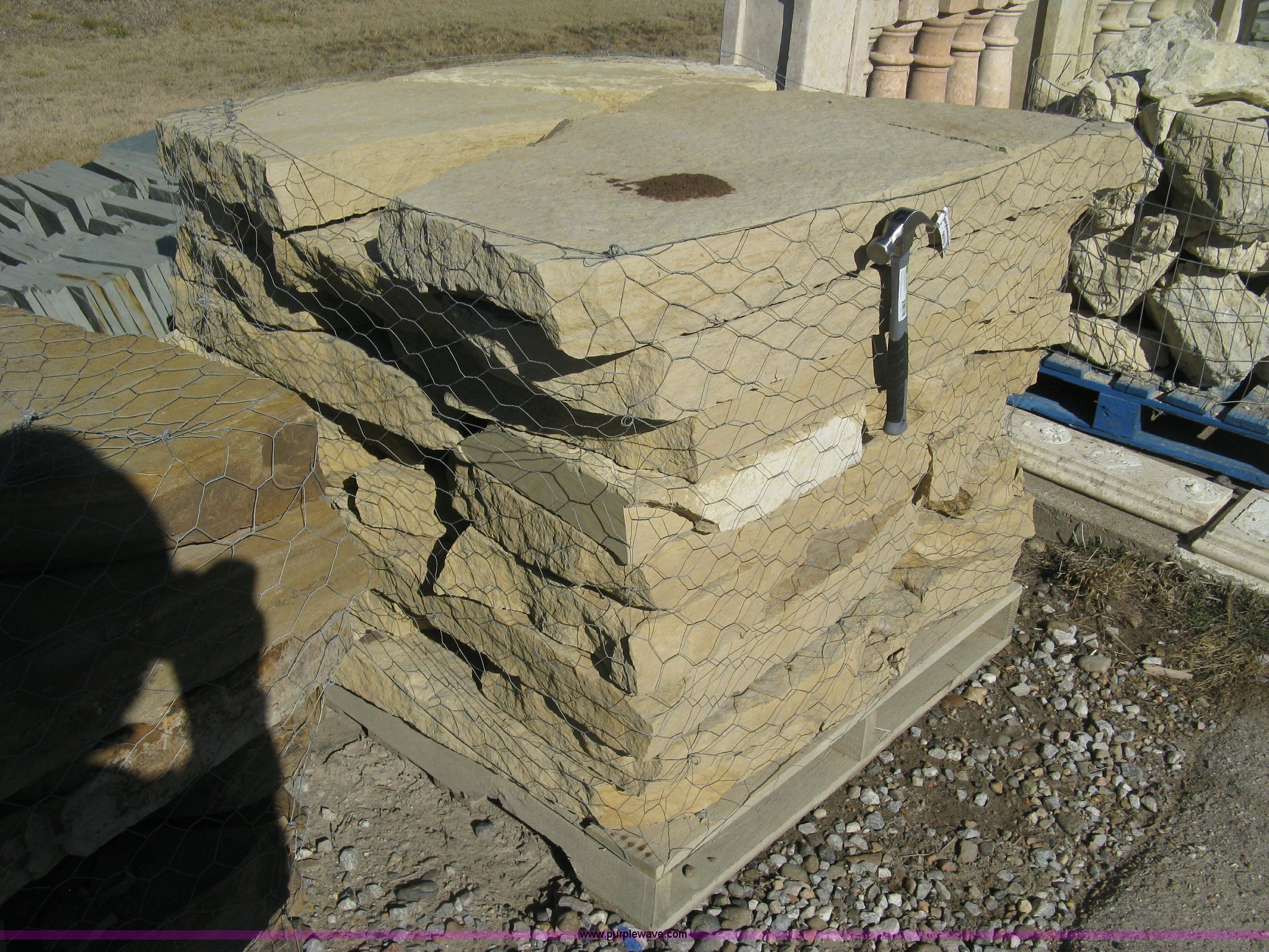 Buff garden stone in Wichita, KS | Item Z9978 sold | Purple Wave