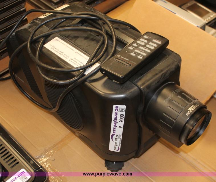 GE Imager LCD16 projector in Newton, KS | Item V9009 sold | Purple Wave
