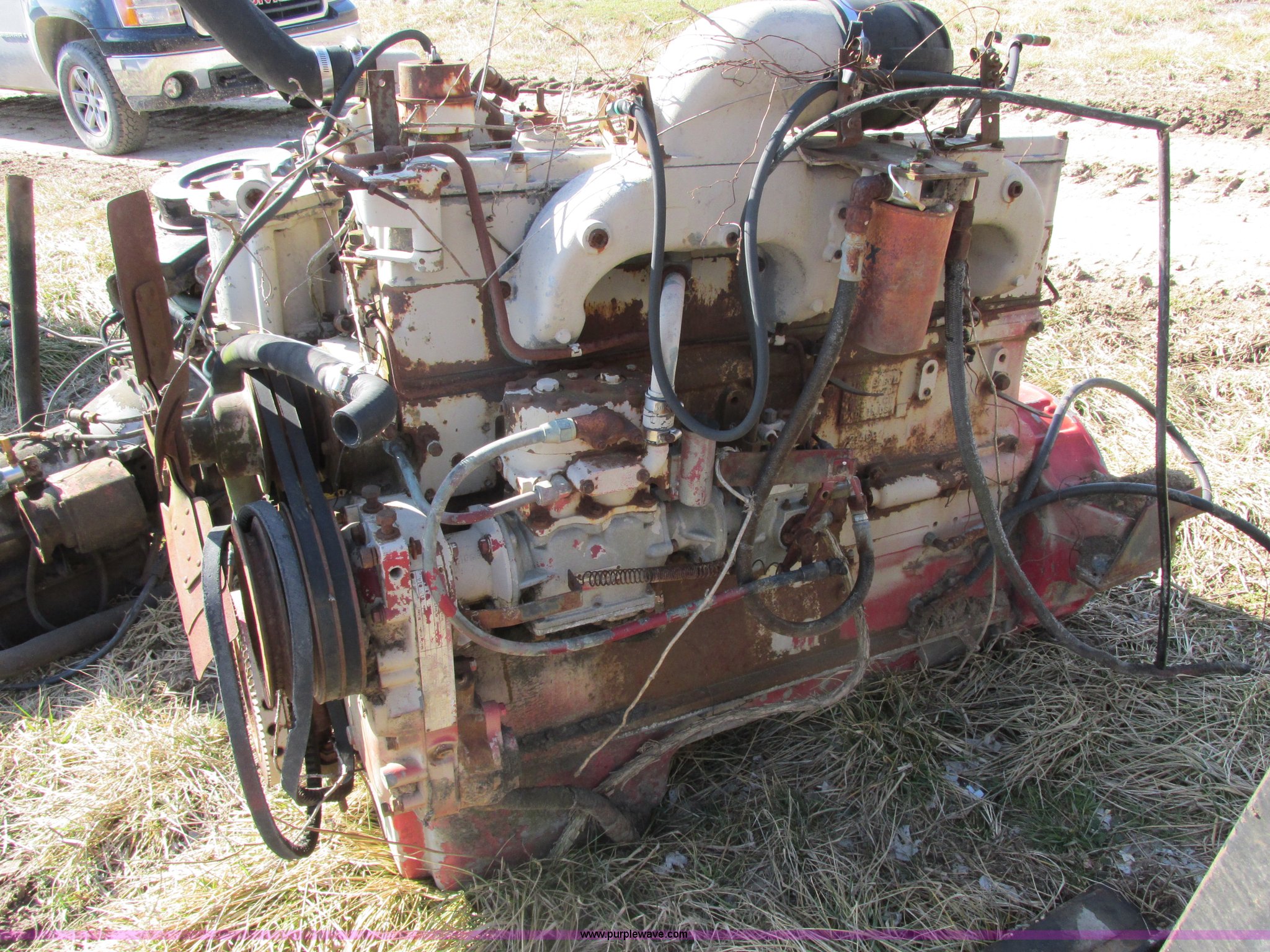 Cummins 250 engine in Wright City, MO | Item AB9493 sold | Purple Wave