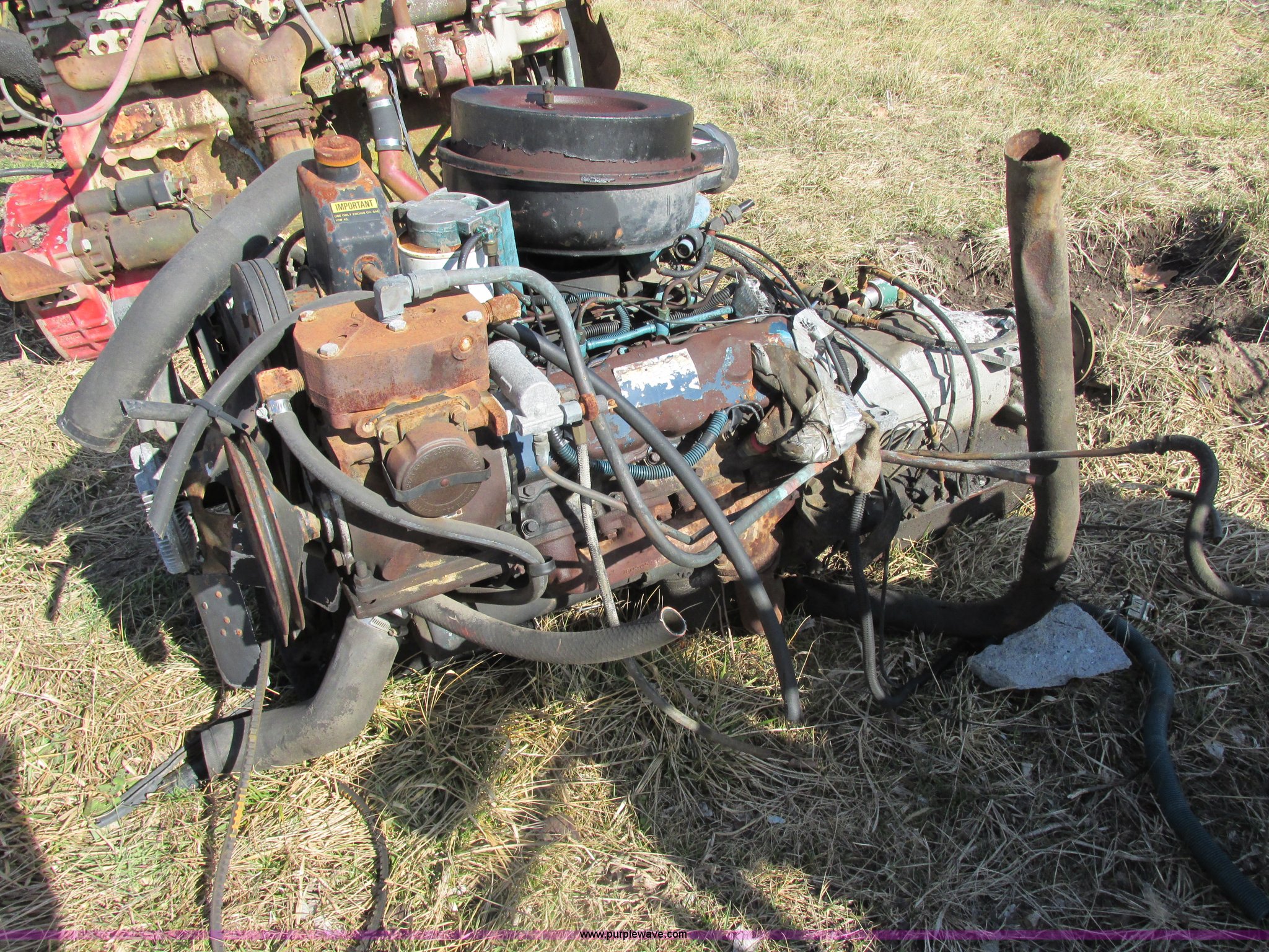 International V8 diesel engine in Wright City, MO | Item AB9494 sold ...