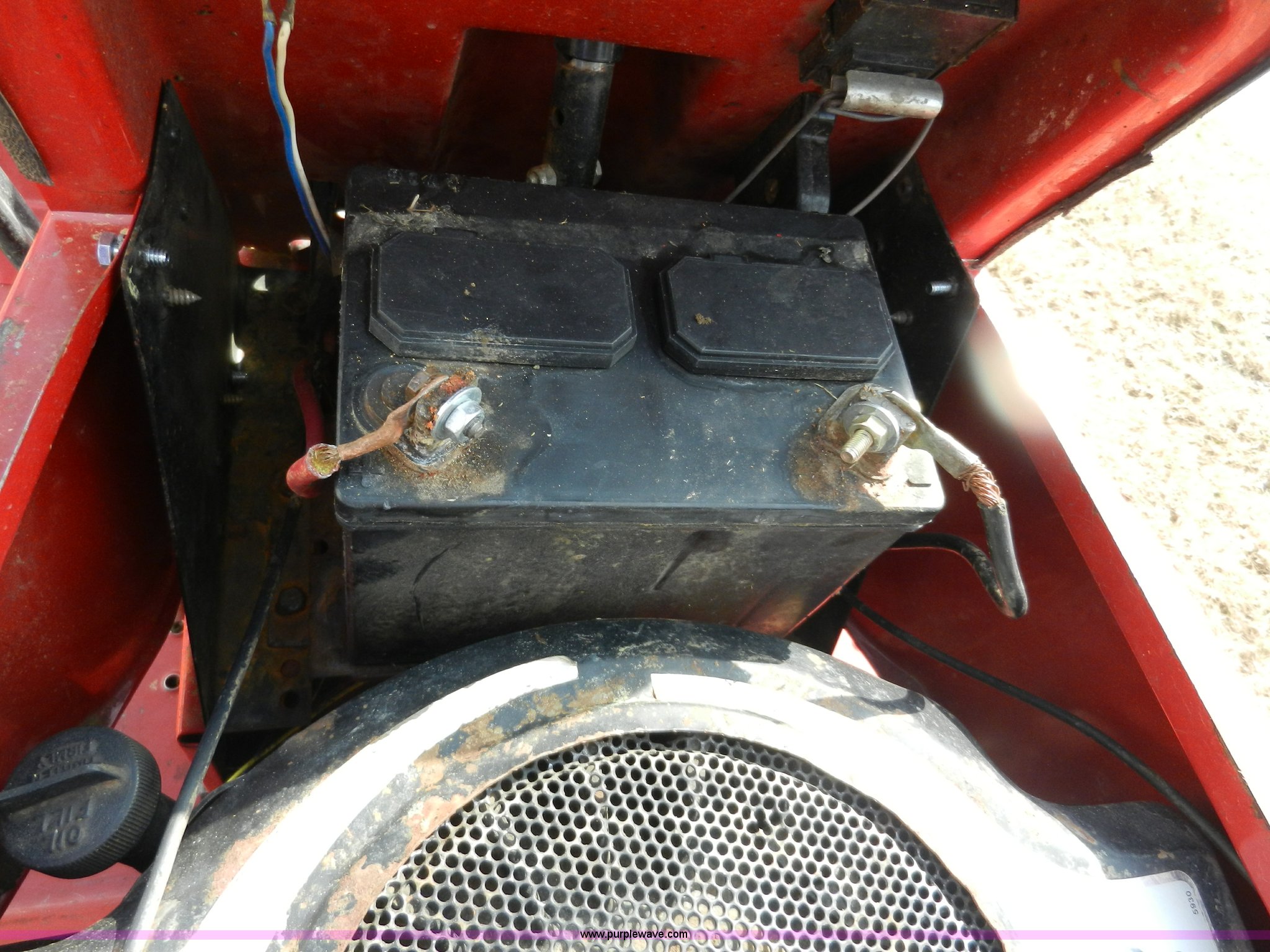 Wizard lawn tractor in Abilene, KS | Item AB9771 sold | Purple Wave