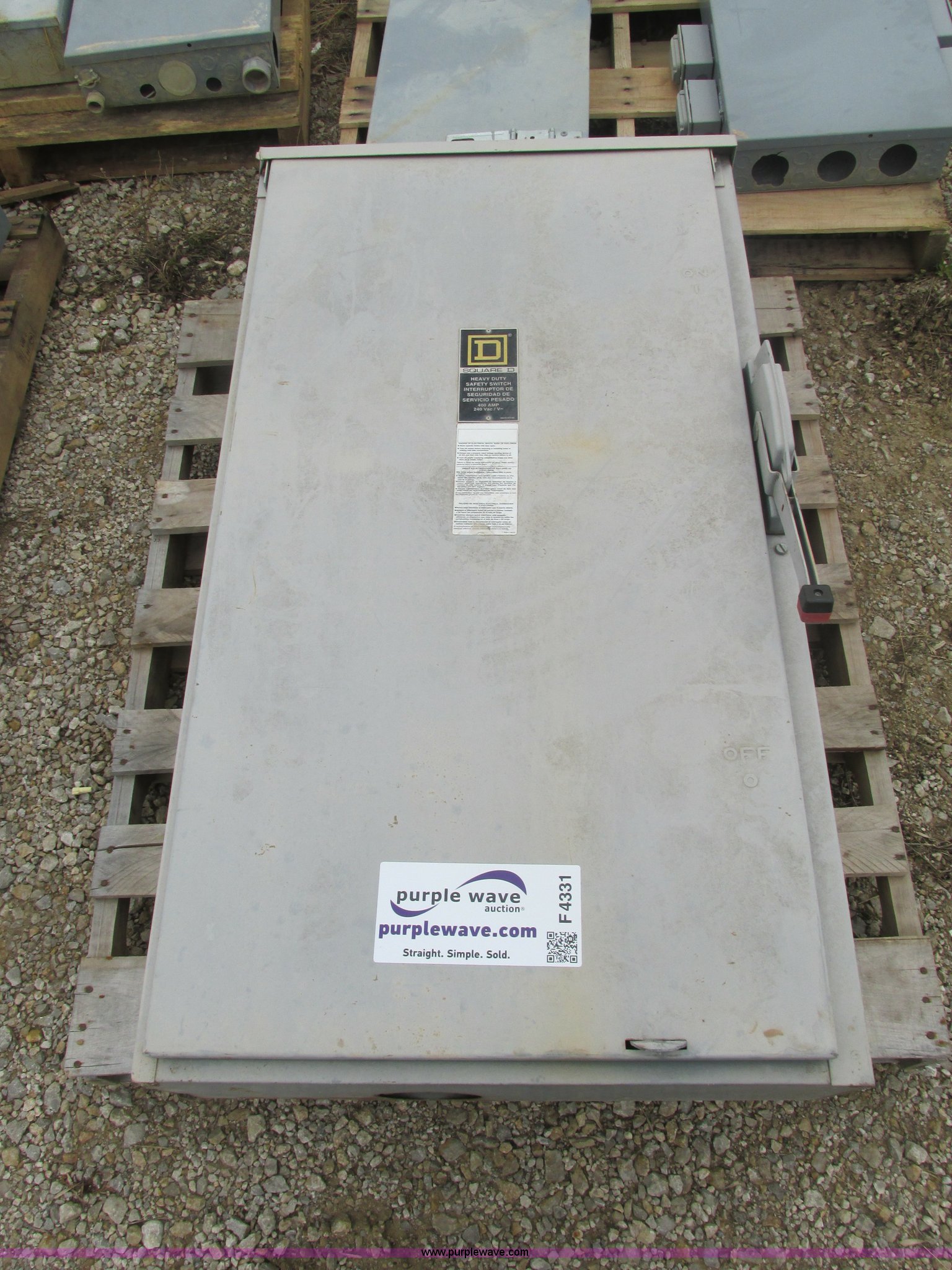 Assorted electrical boxes in Parsons, KS | Item F4331 sold | Purple Wave