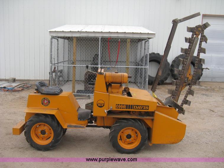 Case/Davis Fleetline 14+4 trencher in Pretty Prairie, KS | Item E3086 ...