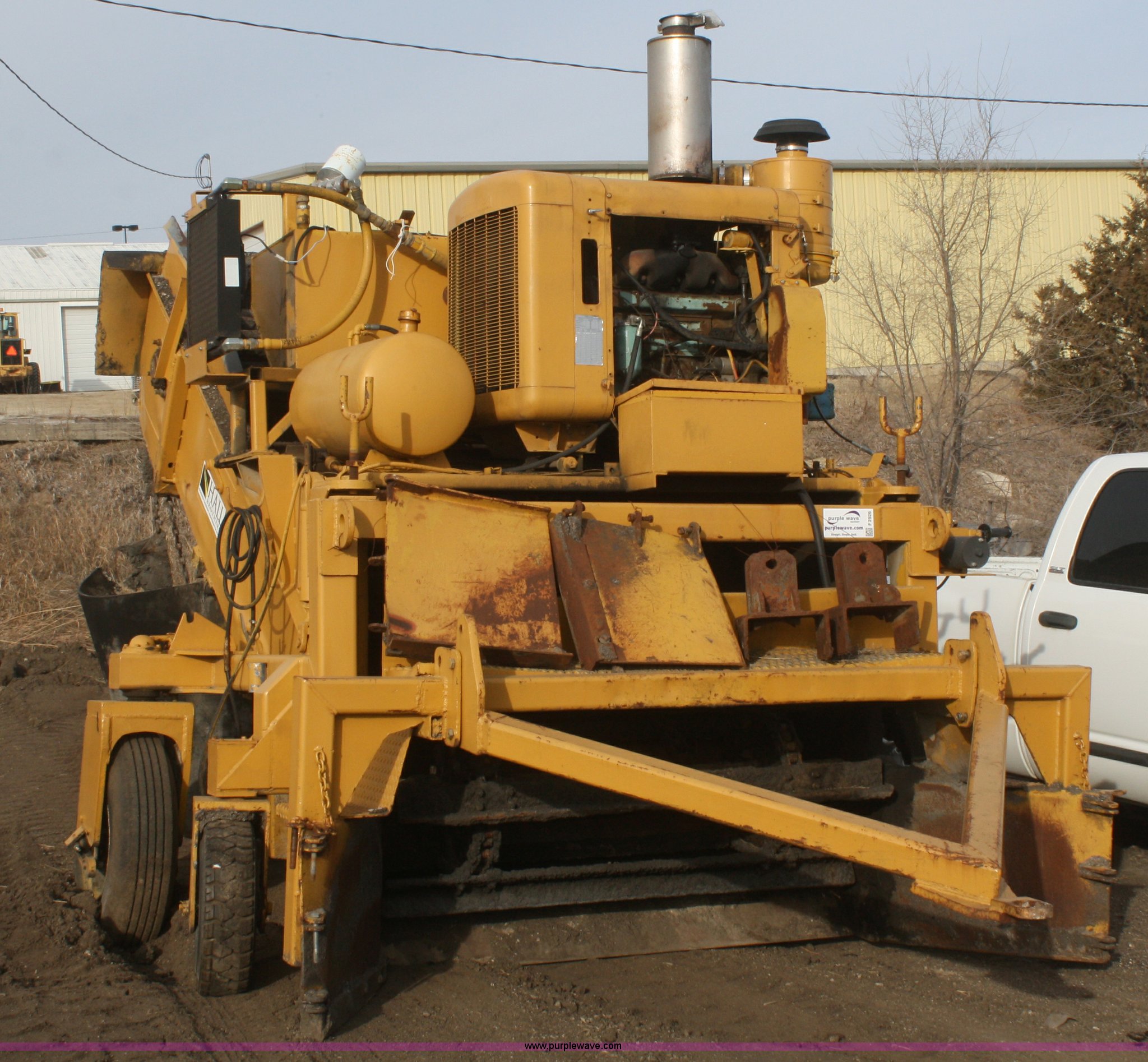 Asphalt windrow elevator in Marysville, KS | Item F2926 sold | Purple Wave