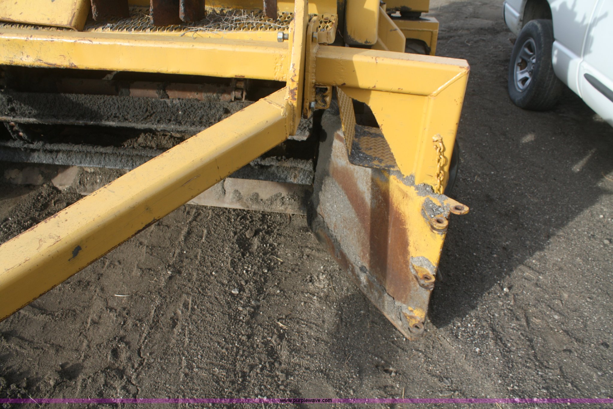 Asphalt windrow elevator in Marysville, KS | Item F2926 sold | Purple Wave