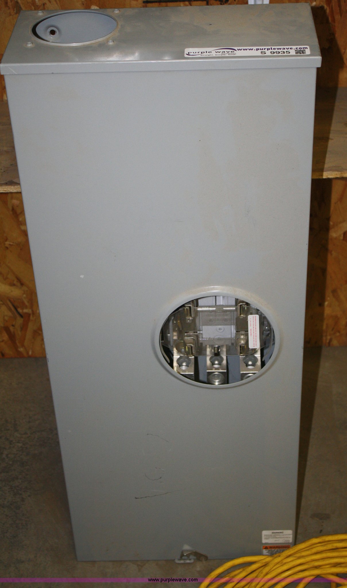 (3) electrical meter boxes in Rossville, KS | Item S9935 sold | Purple Wave