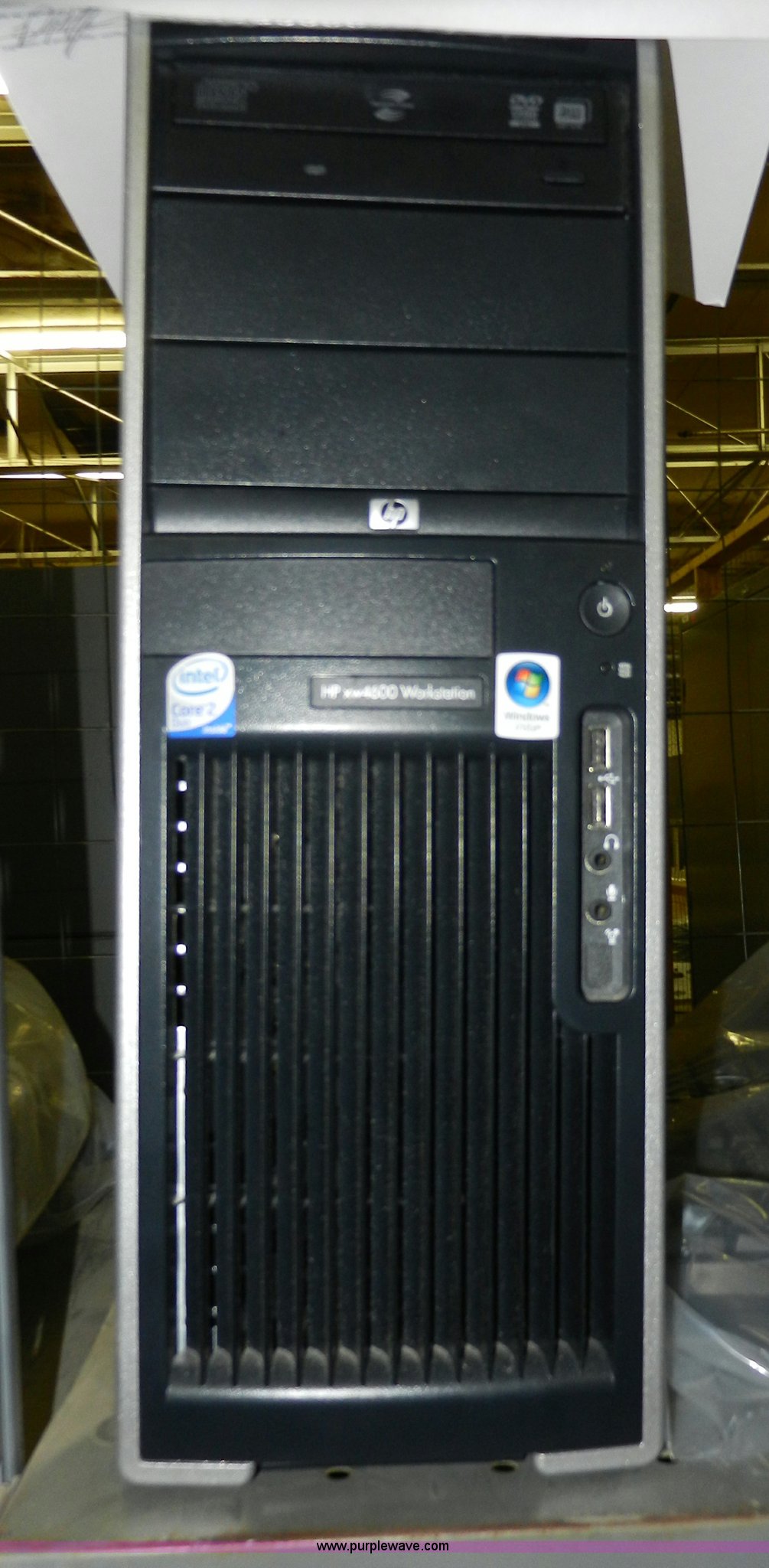 HP L1925 19" flat screen monitor in Topeka, KS | Item X9720 sold ...