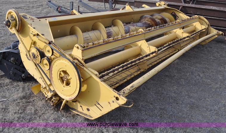 Ford New Holland 1116H swather head in Chadron, NE | Item C3423 sold ...