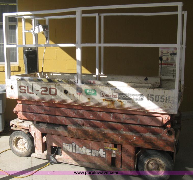 Snorkel SL-20 electric scissor lift in Wichita, KS | Item M9246 sold ...