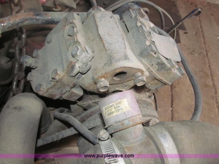 Chrysler 400 big block V8 gas engine in Verdon, NE | Item K9688 sold ...