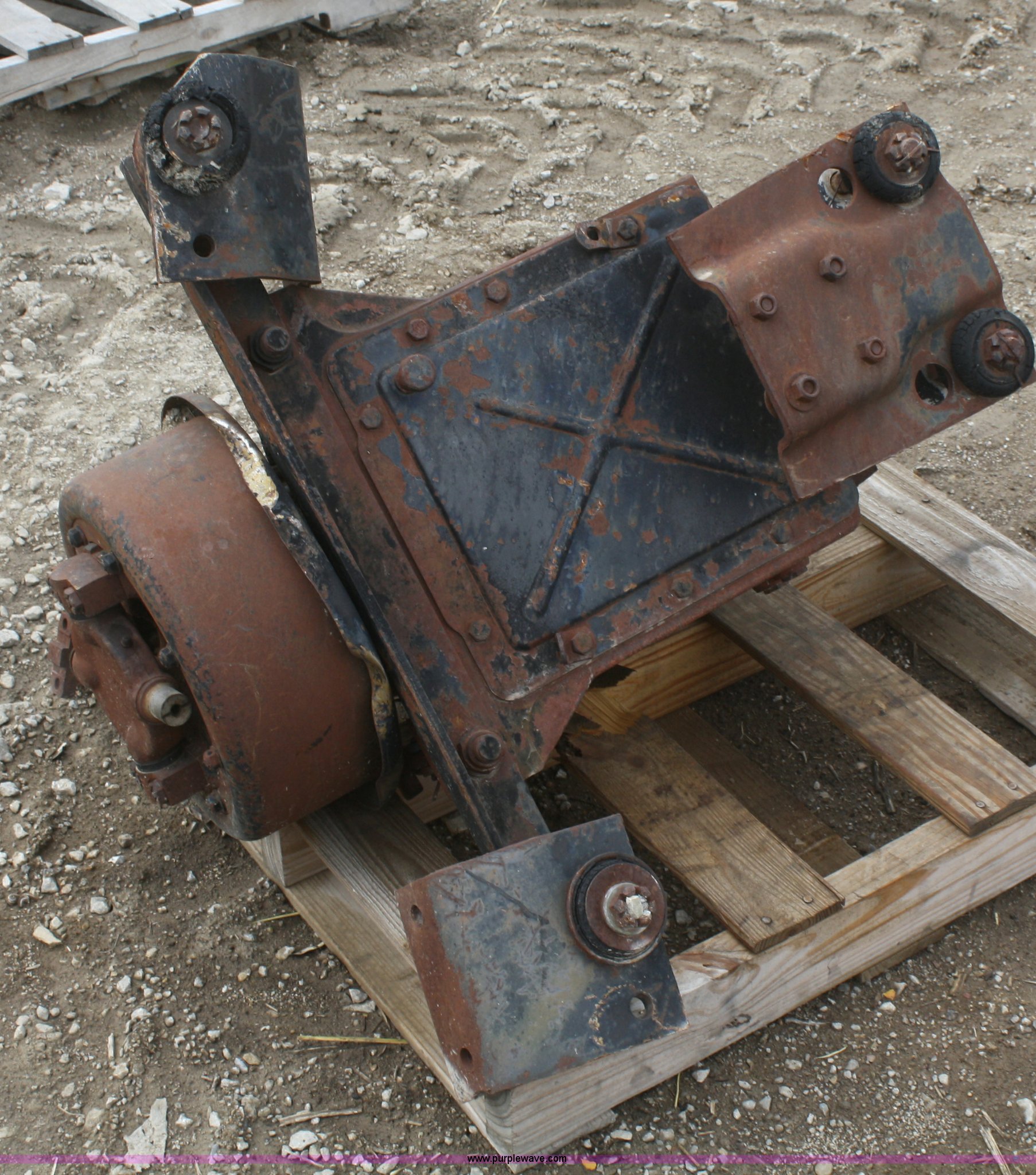 Spicer four speed auxiliary transmission in Topeka, KS | Item V9585 ...